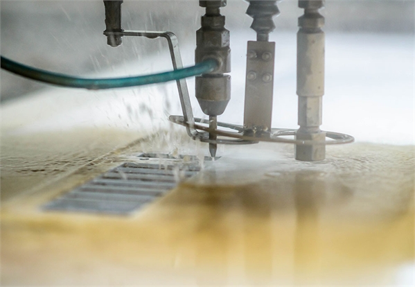 Famatech - Protections et liaisons souples industrielles